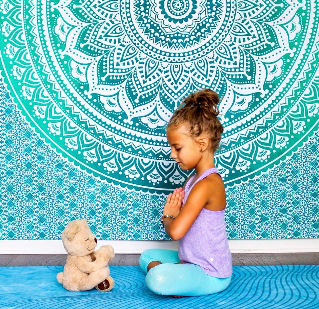 Meddy Teddy Original Yoga Teddy Bear Plush Toy (37 Cm.)